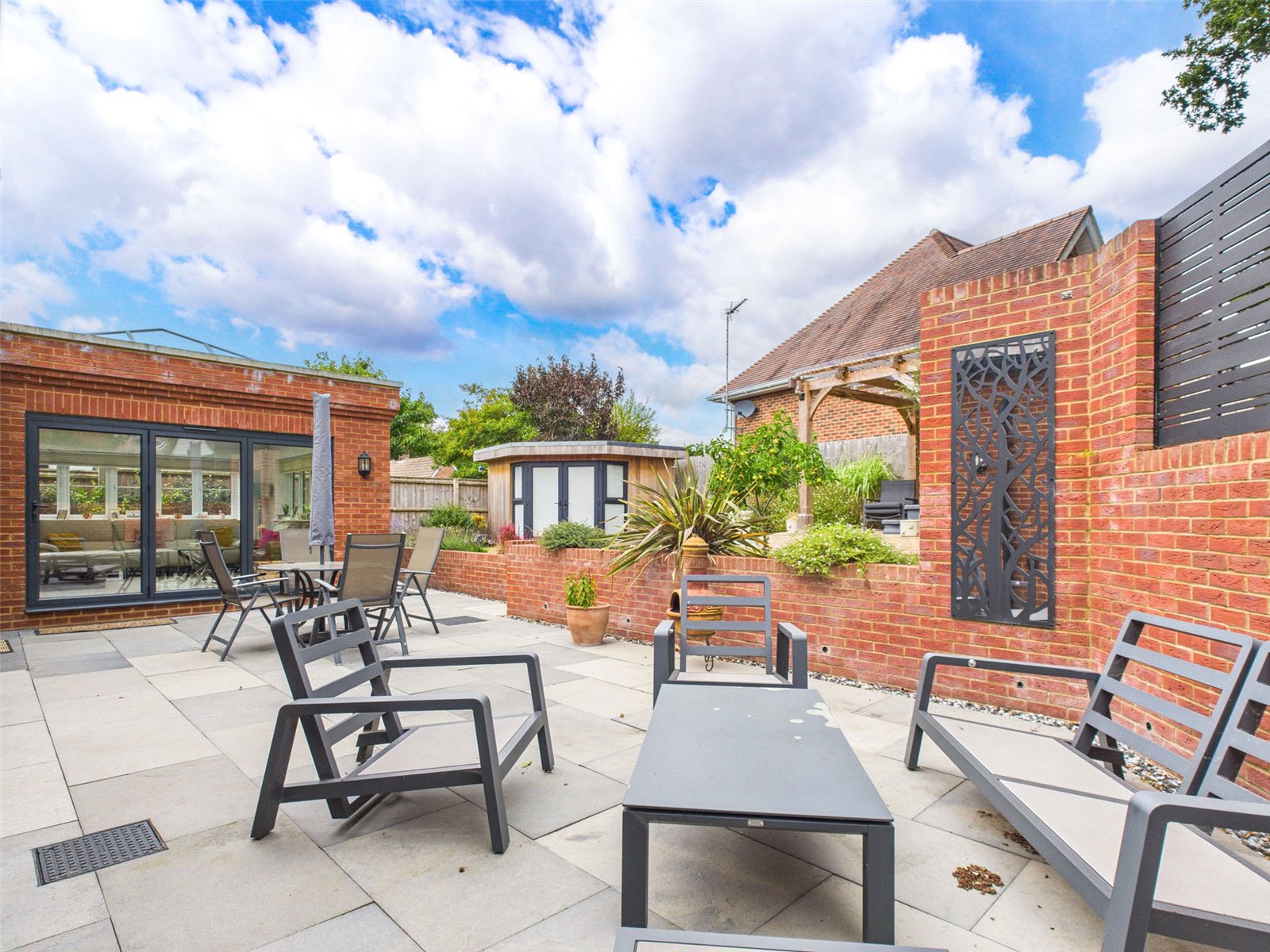 Poplar Lane, Bransgore, Christchurch, Dorset, BH23 8JE | Slades Estate ...