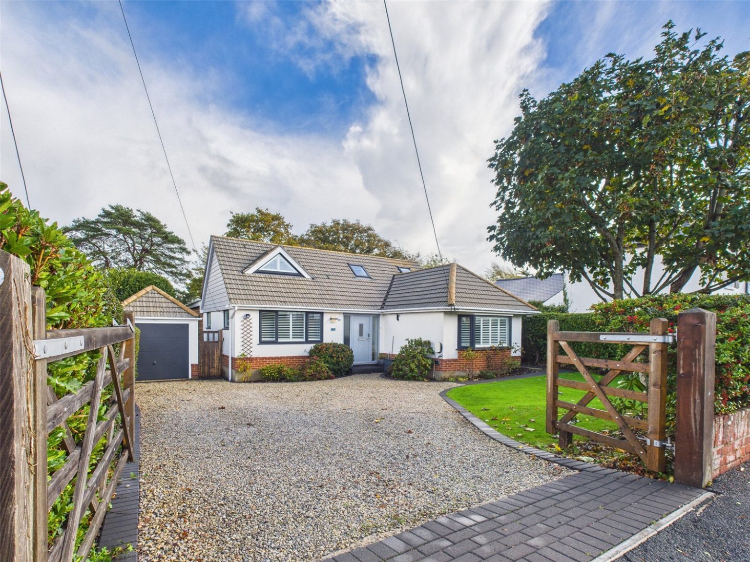 Smugglers Lane North, Highcliffe, Christchurch, Dorset, BH23 4NH ...